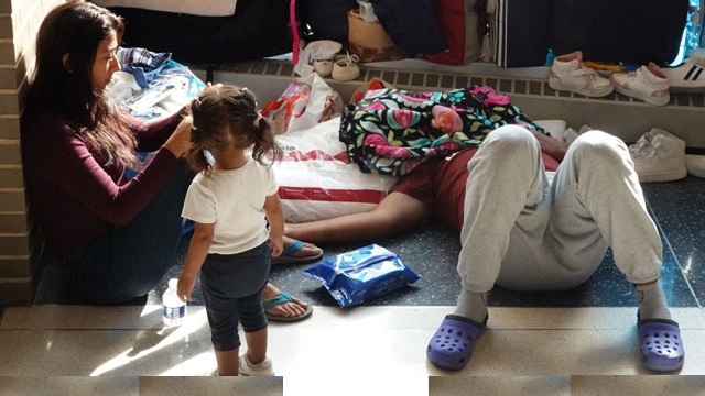 Chicago Suburb Declares Emergency After Arrival Of Roughly 100 Migrants ...